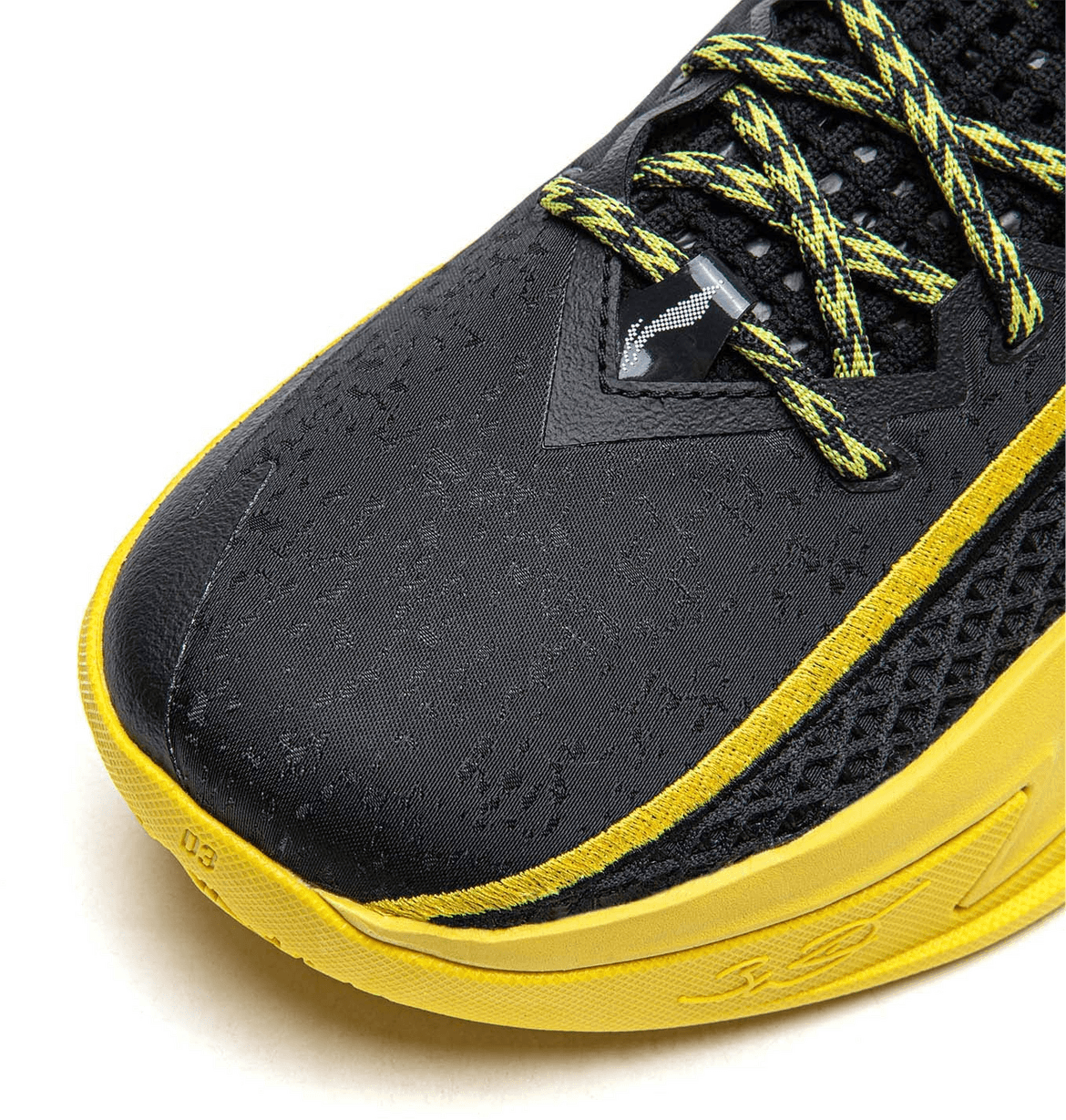 Li-Ning Wade Flash 2 - Review, Deals, Pics of 5 Colorways