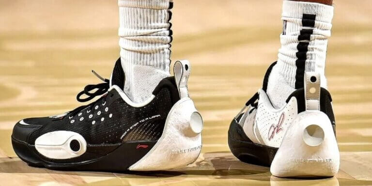 The Hoops Geek - Geeking out on Basketball